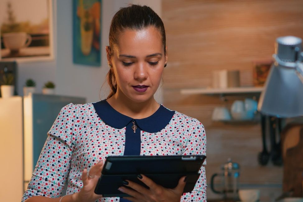 Enhancing Productivity with Digital Employee Experience Management in ...